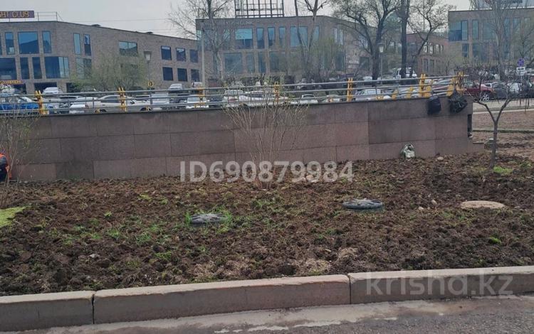 Продажа участка 157.23 га - №690879984: Алматы — за 2233000000 — Крыша